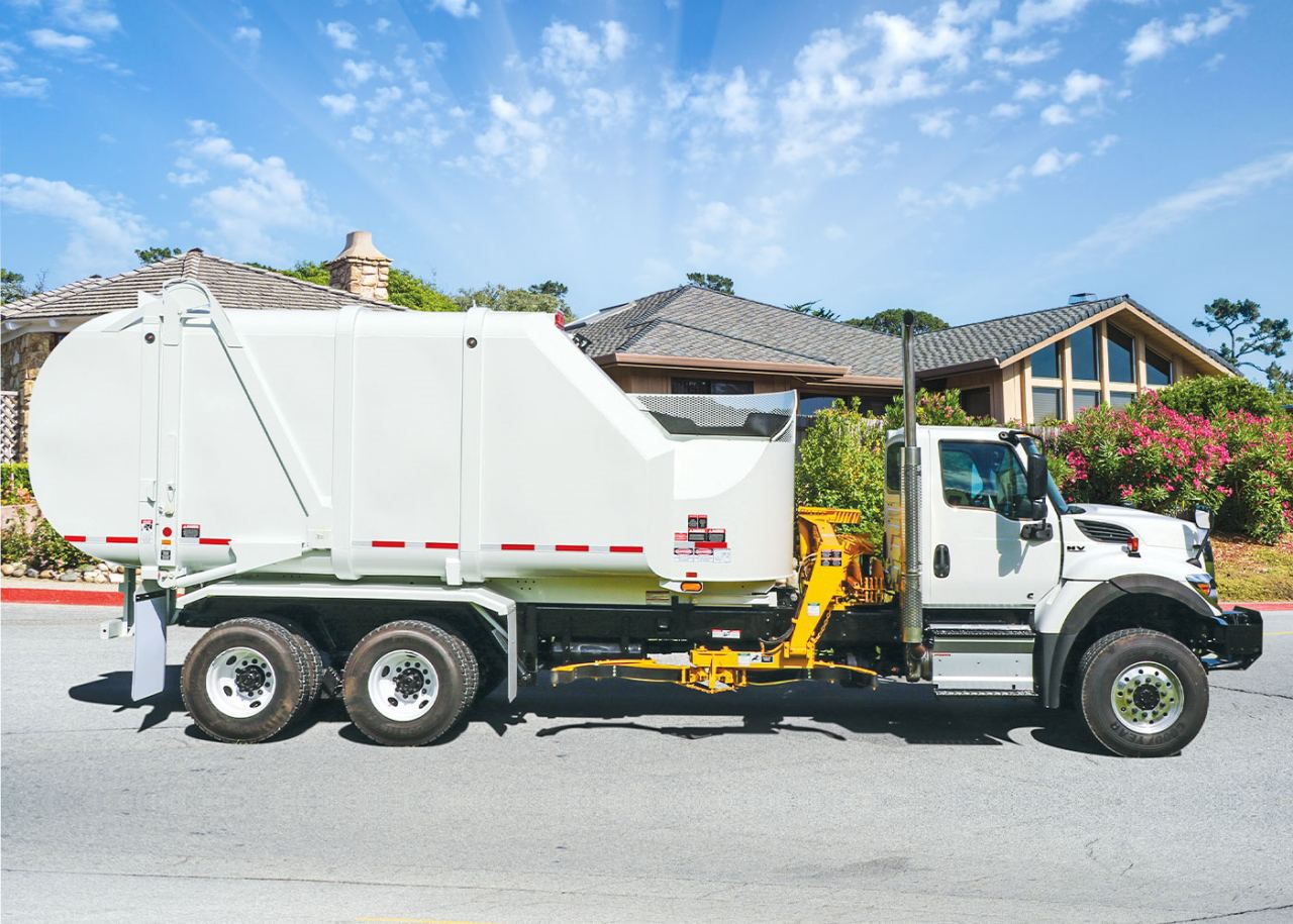 Side Loader Garbage Trucks: Efficient Waste Collection and Disposal ...