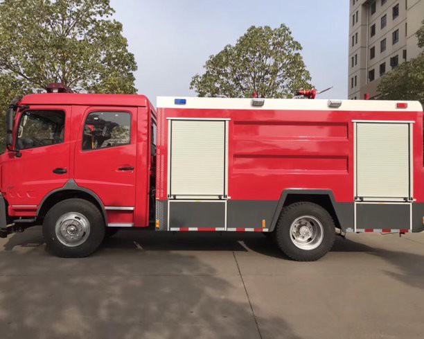 China High Quality Foam Dry Powder Fire Truck 4x4 Manufacturers ...