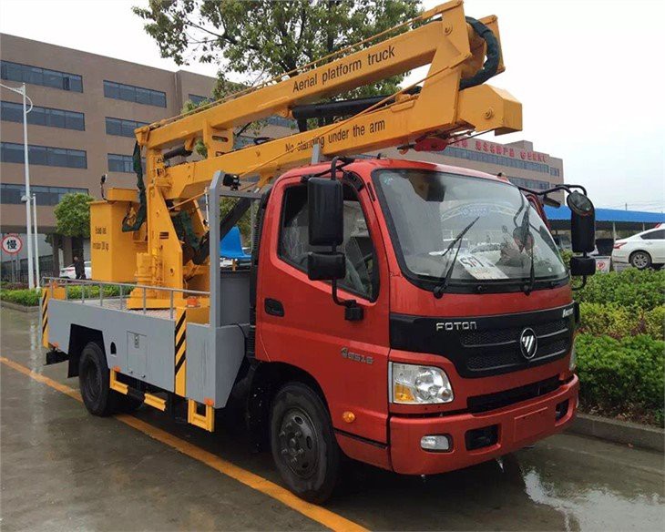 China High Quality Tree Trimming Articulated Bucket Truck Manufacturers ...