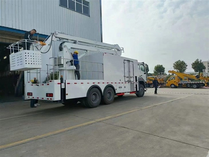 China High Quality 20m Articulated Bucket Lift Truck With Sandwich PTO ...