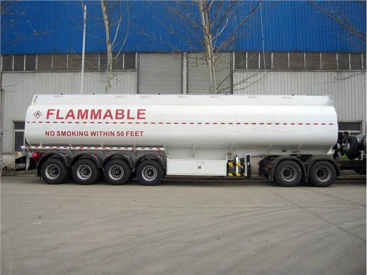 Crude Oil Tanker Truck