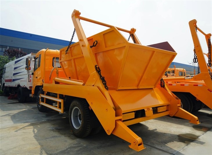 China High Quality 6 Wheelers 8 CBM Skip Handler Truck Manufacturers ...