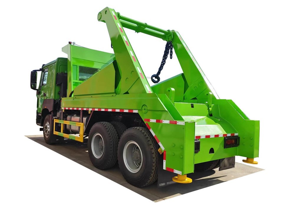 China High Quality HOWO 12 Tons Skip Lift Garbage Truck Manufacturers ...