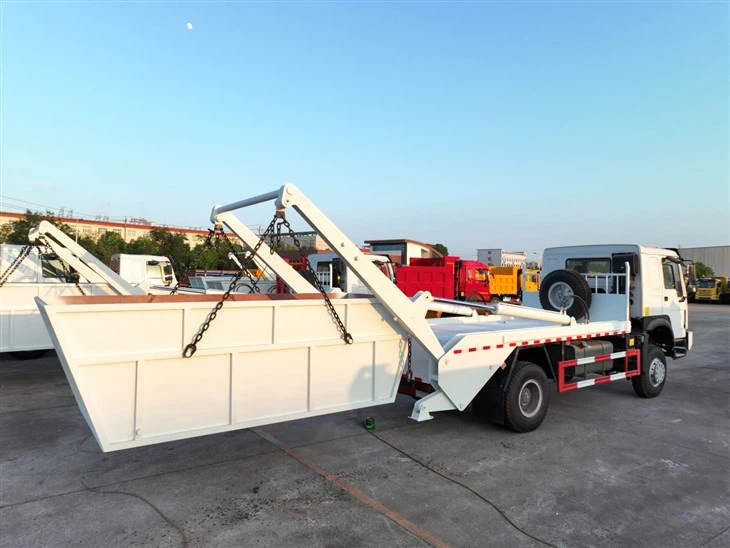 China High Quality HOWO All Wheel Drive Skip Bin Truck Manufacturers ...