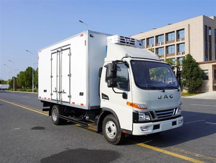 China High Quality JAC 4x2 5Ton Frozen Freight Carrier Manufacturers ...