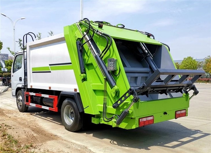China High Quality 6 Wheelers 6 CBM Waste Compactor Truck Manufacturers ...