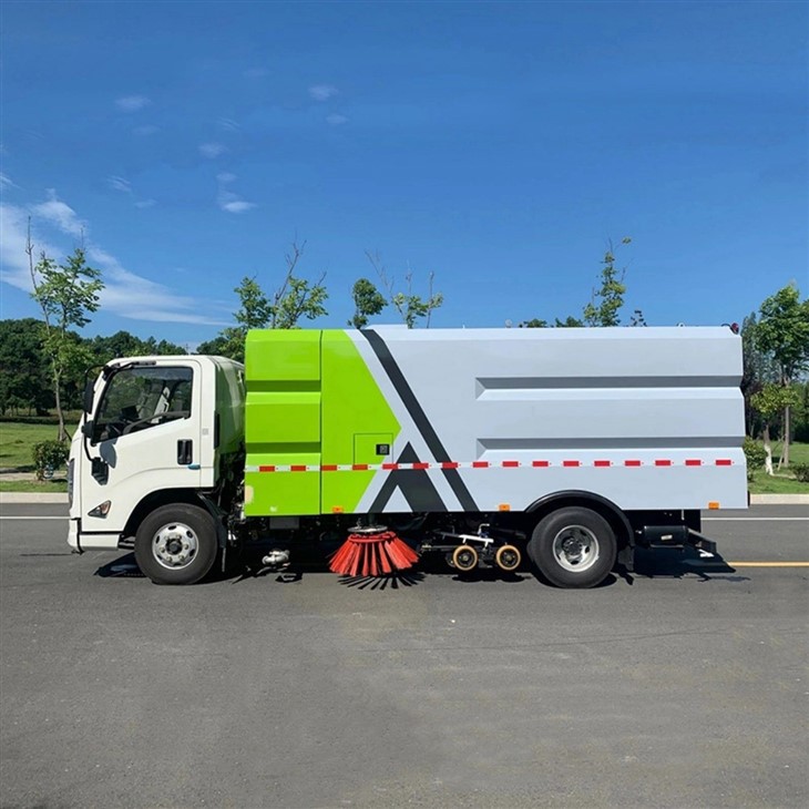 China High Quality 6 Wheelers 8 CBM Street Scrubber Manufacturers ...