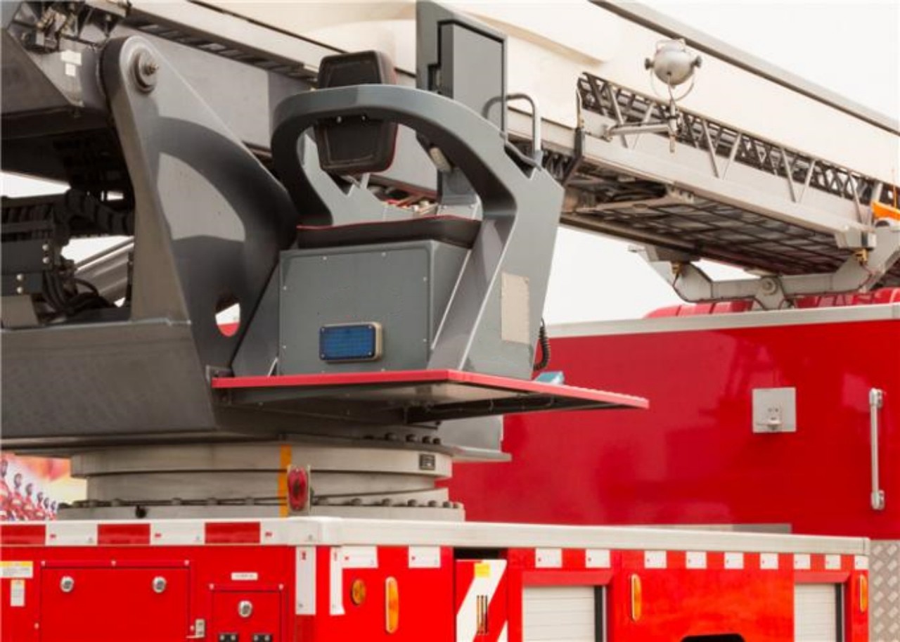 Aerials Fire Truck - Versatile Aerial Ladders for High-Rise Rescue ...
