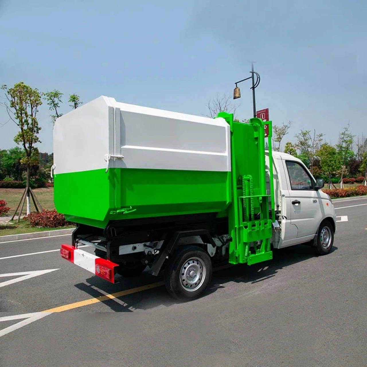 The Role of Side Loader Garbage Trucks in Modern Waste Management ...