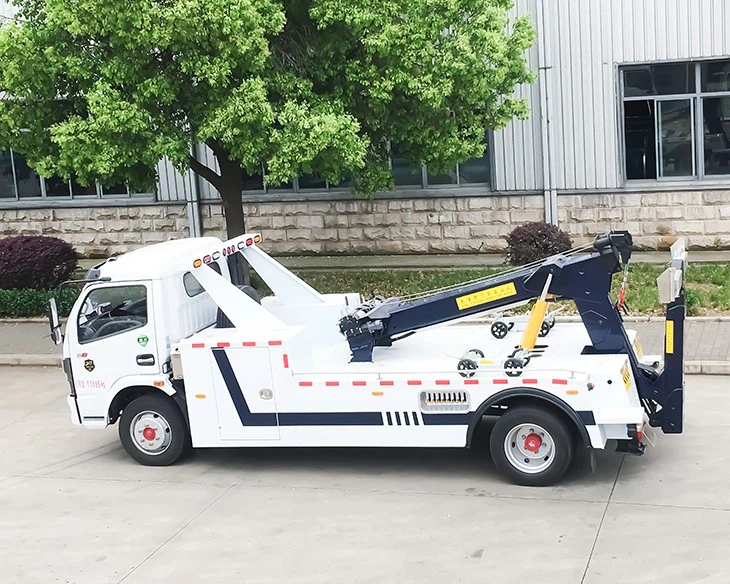 What is the Difference between a Recovery Truck and a Tow Truck ...