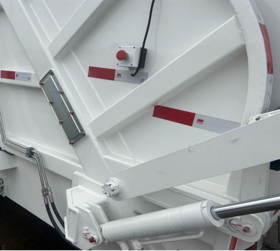 China High Quality ISUZU 8CBM Compactor Garbage Truck Manufacturers ...